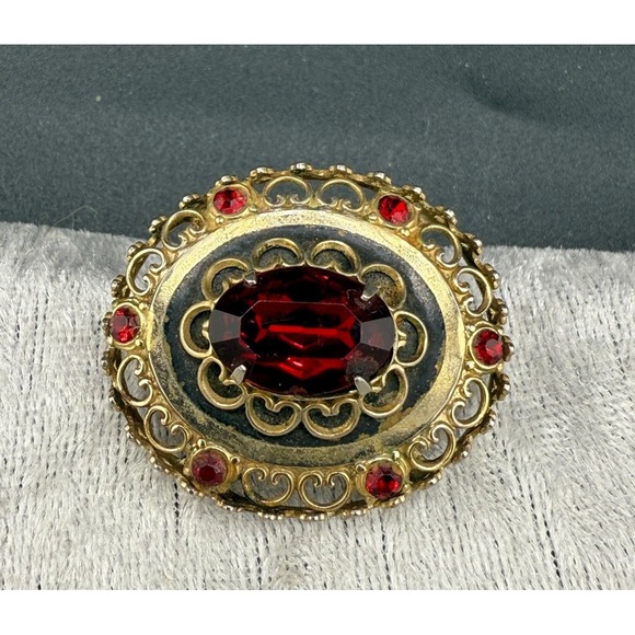 Coro | Jewelry | Vintage Coro Brooch Gold Tone Red Rhinestone | Poshmark
